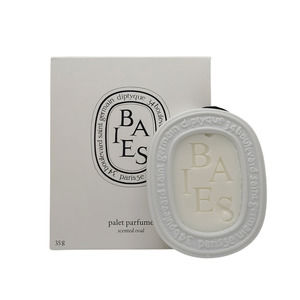 diptyque | Accents | Diptyque Baies Scented Oval 23 Oz Wax Imperfect ...